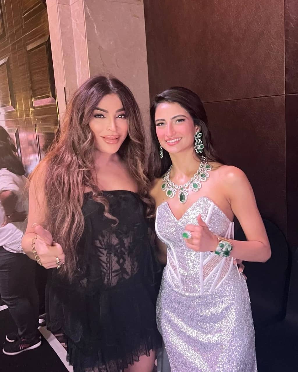 Meet Ojas Rajani: A Famous Indian Makeup Artist