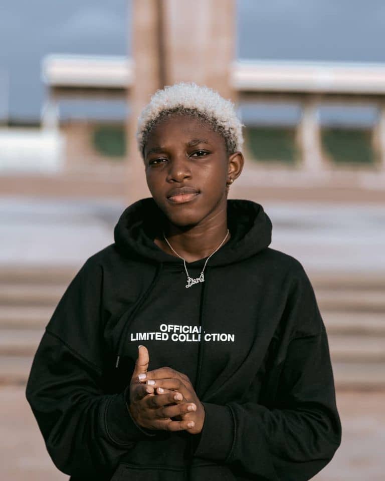 Who is Social Media Star Lisa Quama?