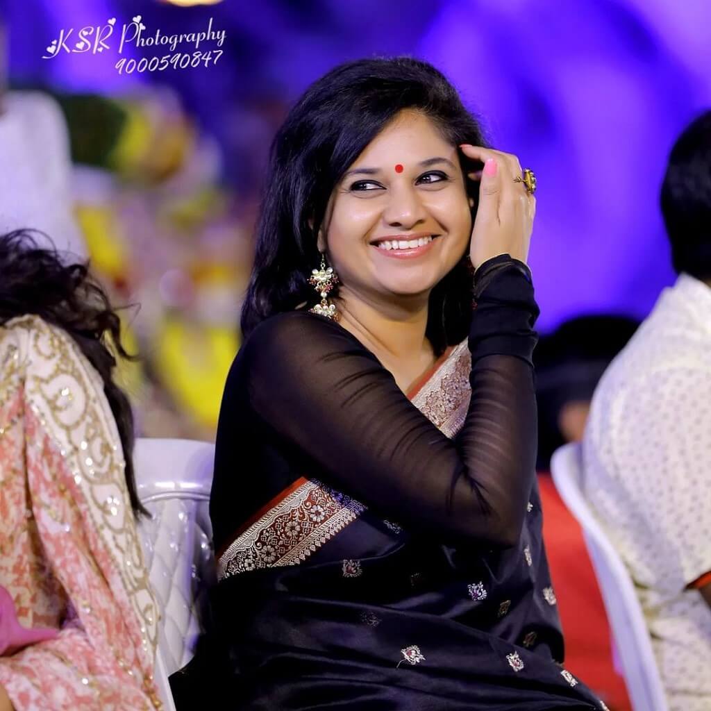 Sumangali Singer Wiki, Husband, Age, Family, Songs, Net Worth,