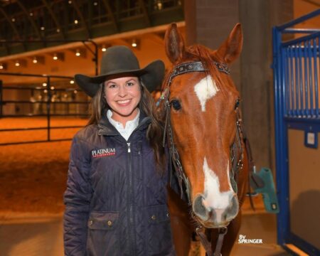 Hailey Kinsel Age, Height, Net Worth, Husband, Sister, Wiki