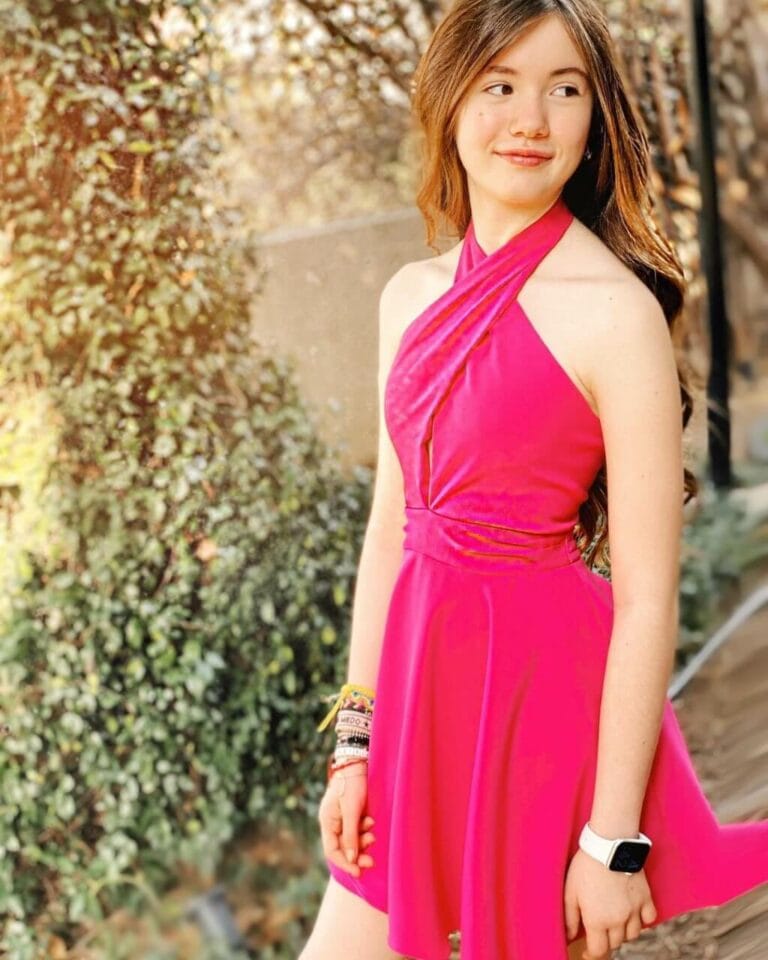 Lucy Paez Parents, Wiki, Age, Height, Movie, Net Worth, Bio