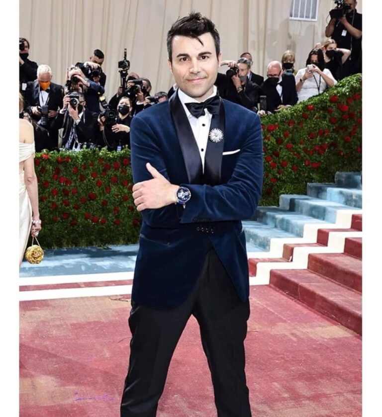 Mark Rober Wiki, Age, Height, Wife, Son, Net Worth