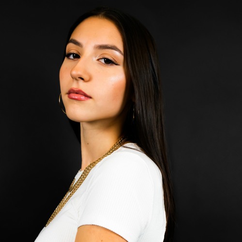 Mia Sanchez Age, Career, Family, Height, Net Worth