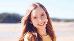 Anna McNulty Net Worth, Age, Height, Sister, Wiki