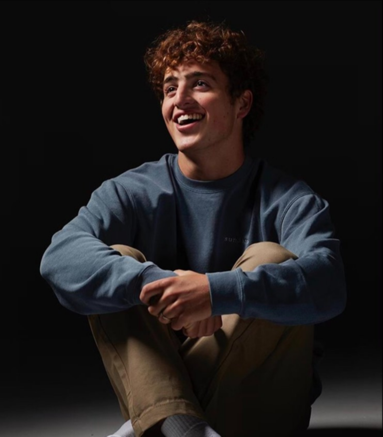 Benson Boone Age, Height, Net Worth, Girlfriend