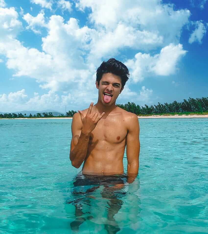 Brent Rivera Age, Career, Siblings, Girlfriend, Net Worth, Wiki