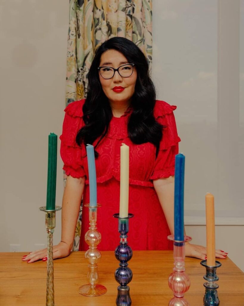 Jenny Han Age, Husband, Ethnicity, Net Worth, Wiki