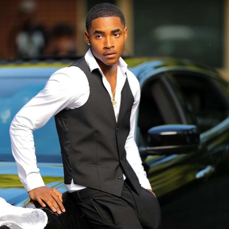 Famous Debo Age, Real Name, Girlfriend, Net Worth, Wiki