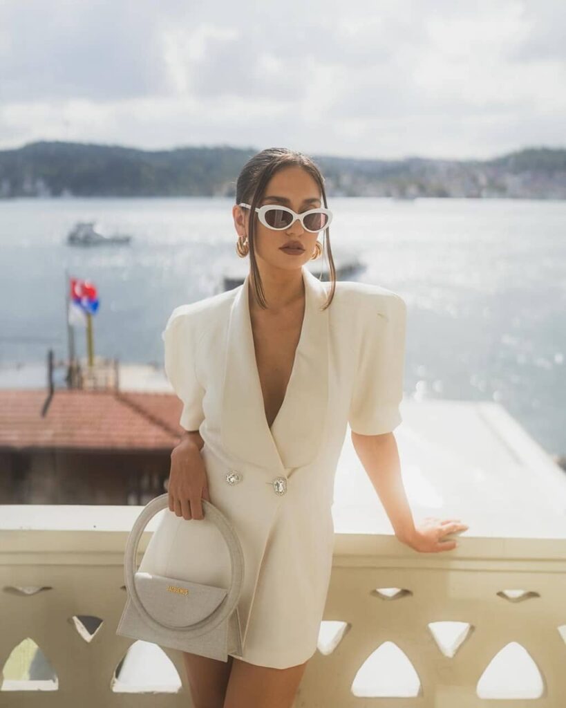 Florina Toma Wiki, Age, Height, Net Worth, Boyfriend