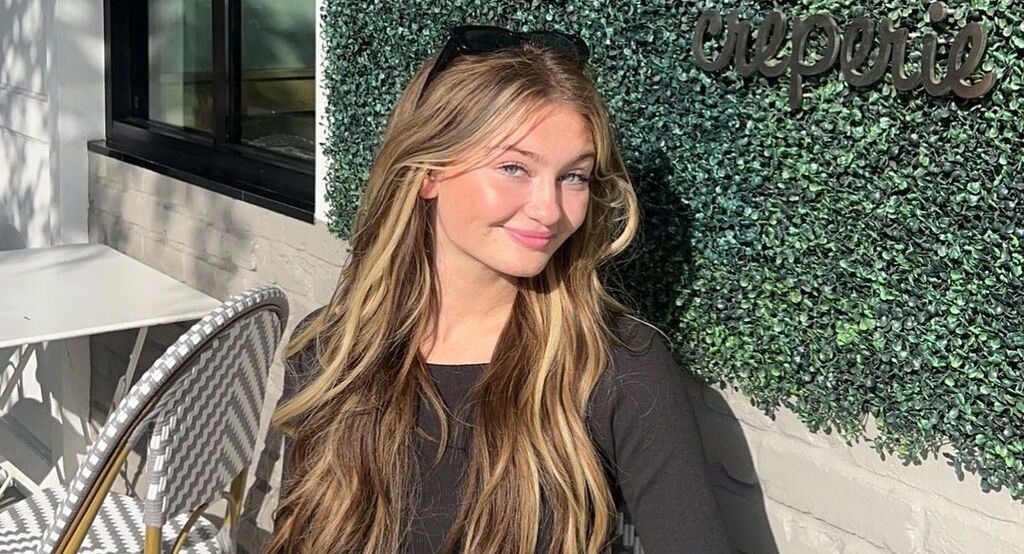 Kenzie Yolles Wiki, Age, Height, Twin, Net Worth