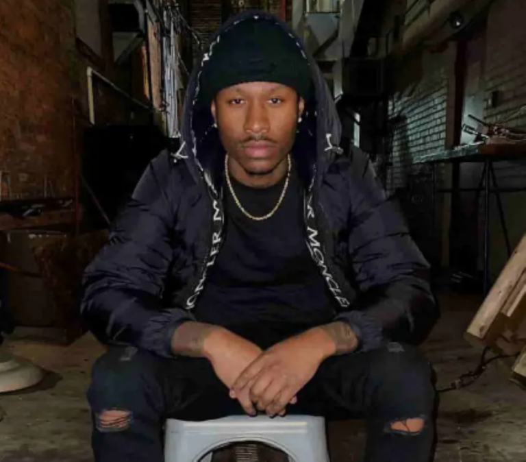 Denzel Dennis Wiki, Age, Height, Girlfriend, Net Worth