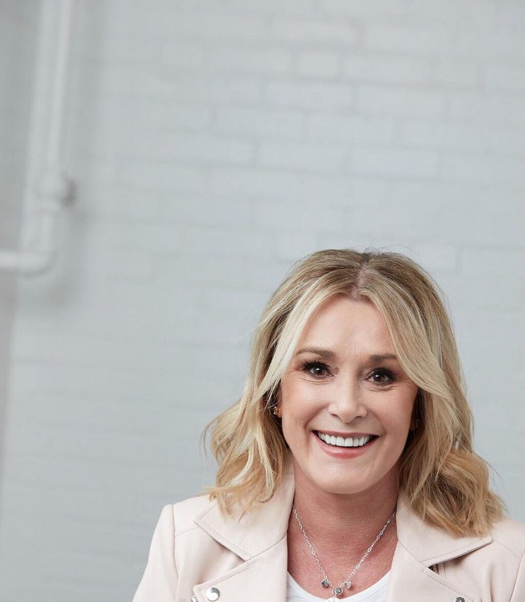 Sheila Walsh Age, Cancer, Net Worth, Husband, Son