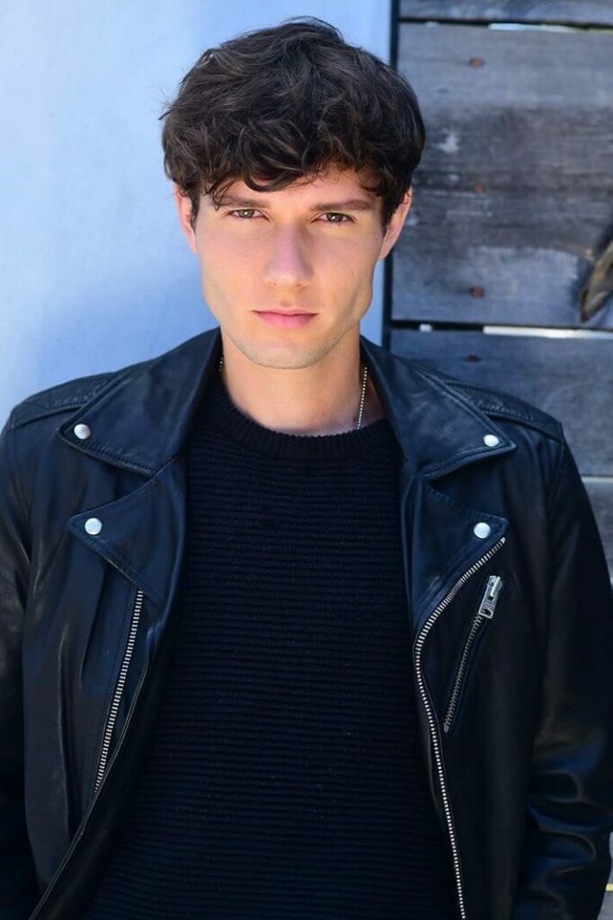 Zach Justice Age, Parents, Brother, Girlfriend, Net Worth