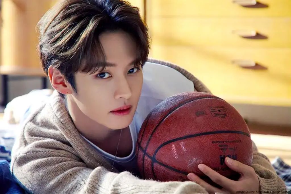 Lee Know Age, Height, Relationship, Net Worth