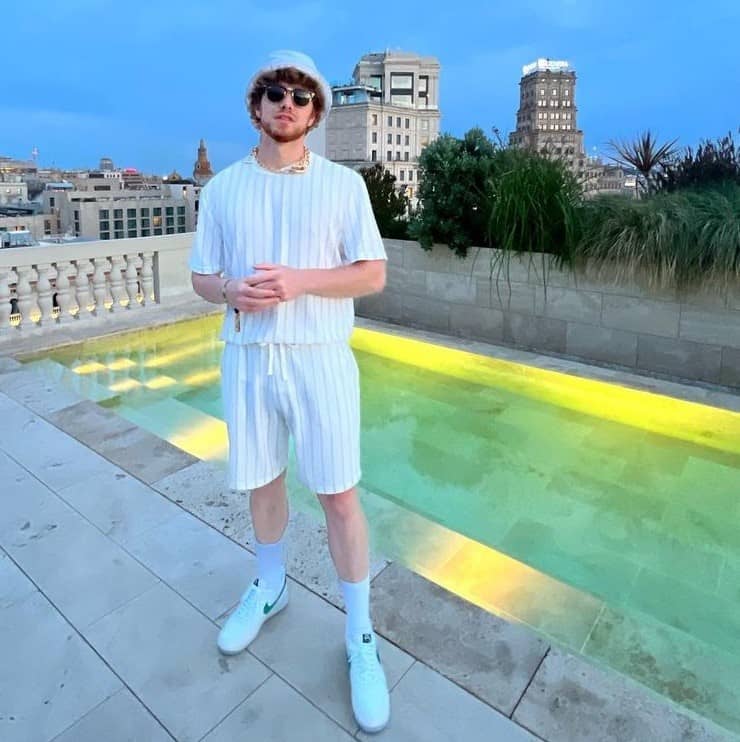 Adam Taylor Wiki, Age, Height, Wife, Real Name, Net Worth, Bio