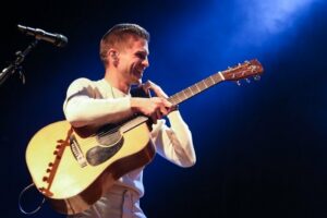 Caleb Liechty Wife, Age, Married, Family, Net Worth, Wiki