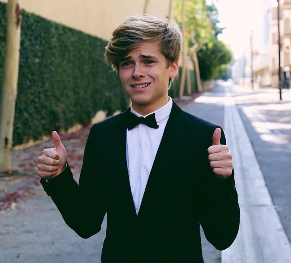Luke Korns Age, Height, Parents, Girlfriend, Net Worth, Bio