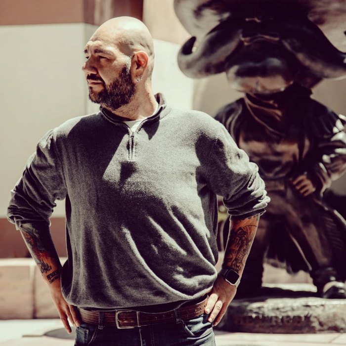 VegasLowRoller Net Worth, Age, Wife, Height, Family, Bio