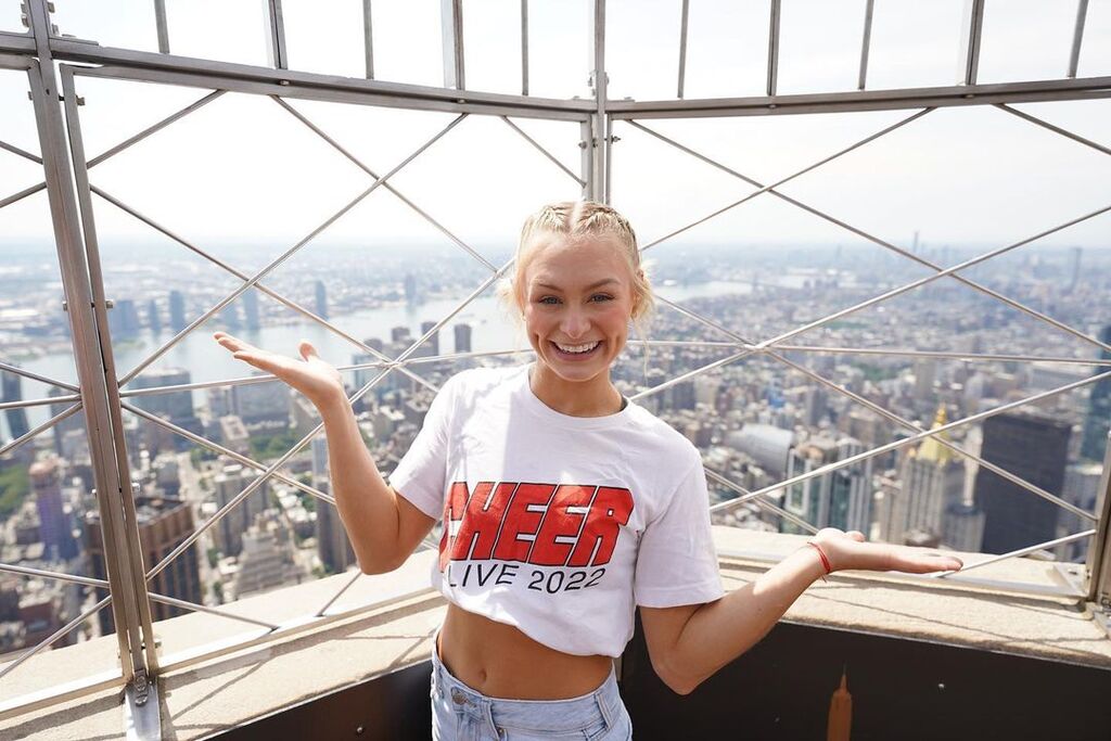 Cassadee Dunlap Parents, Age, Height, Boyfriend, Net Worth