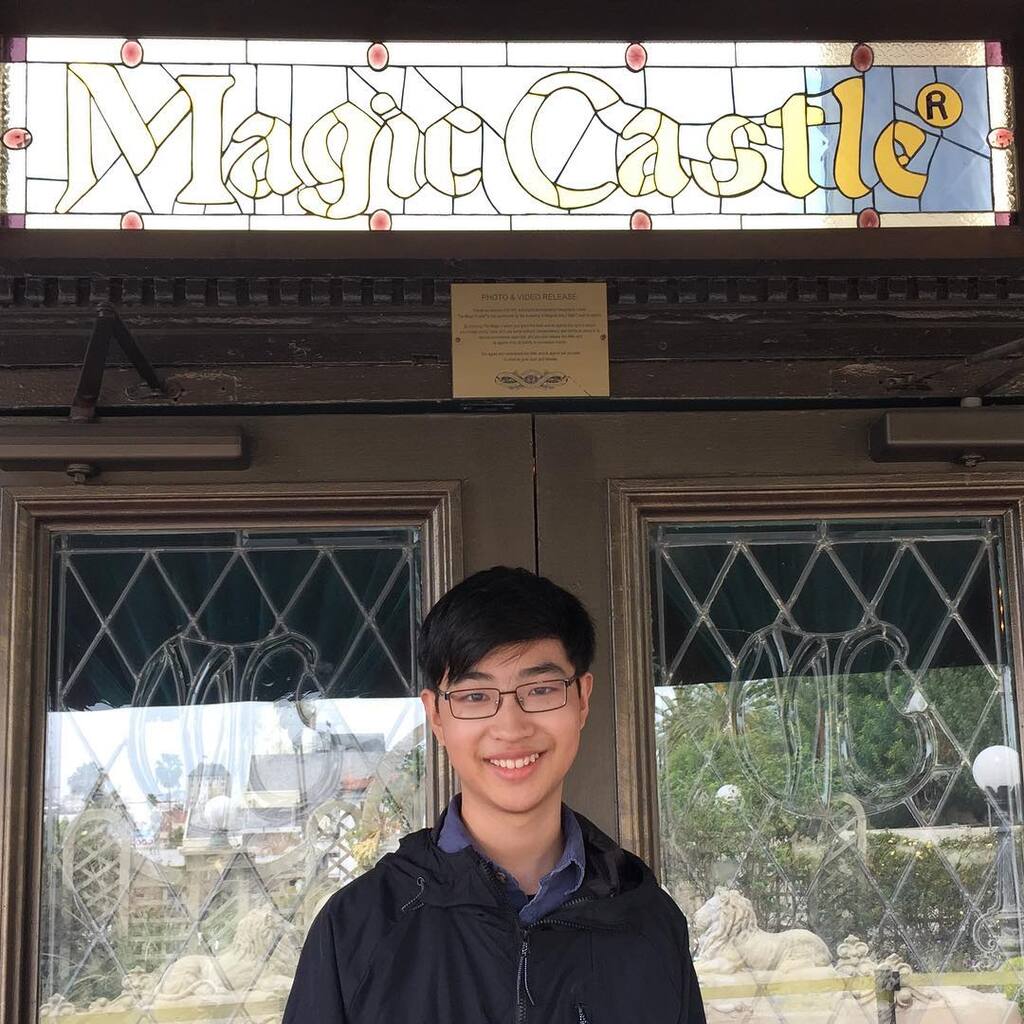 Ethan Dizon Age, Height, Net Worth, Girlfriend, Parents